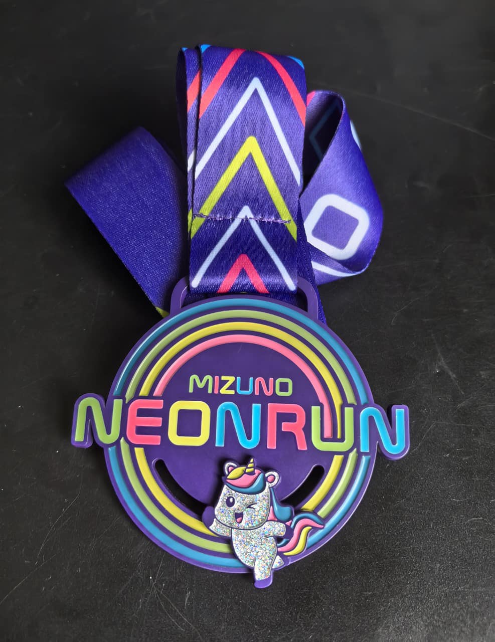 MIZUNO NEON RUN OLOMOUC - Neon Run